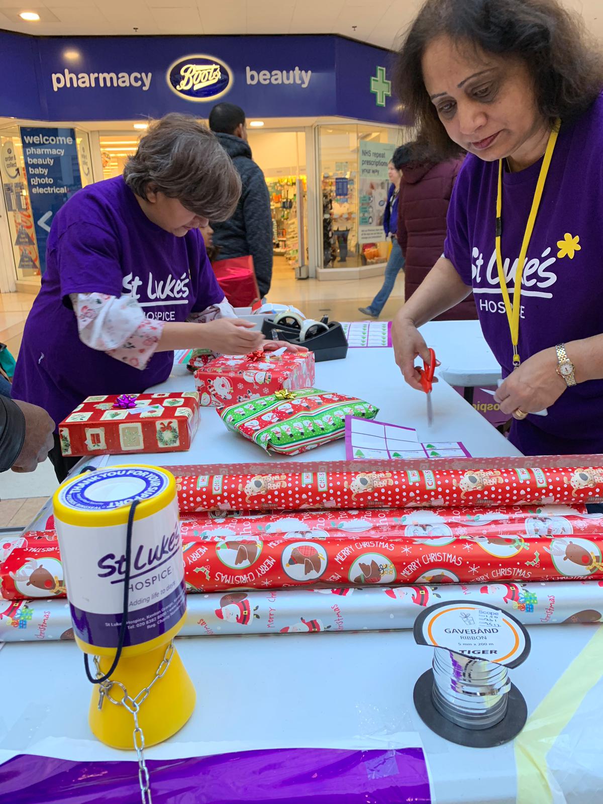 Christmas Gift Wrapping St Luke s Hospice christmas-gift-wrapping-st-luke-s-hospice